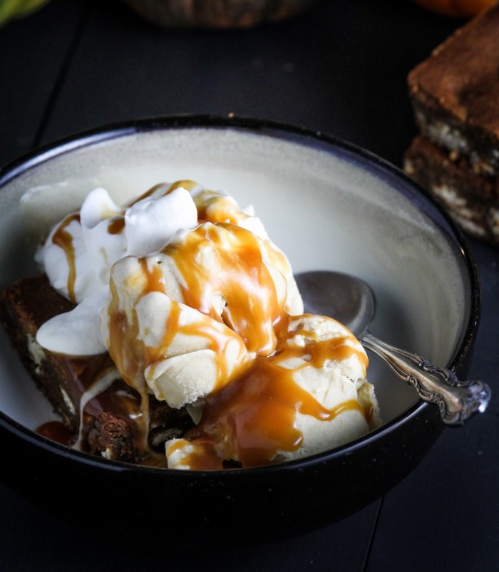 Pumpkin and Gingerbread Ice Cream Sundaes - Katie at the Kitchen Door
